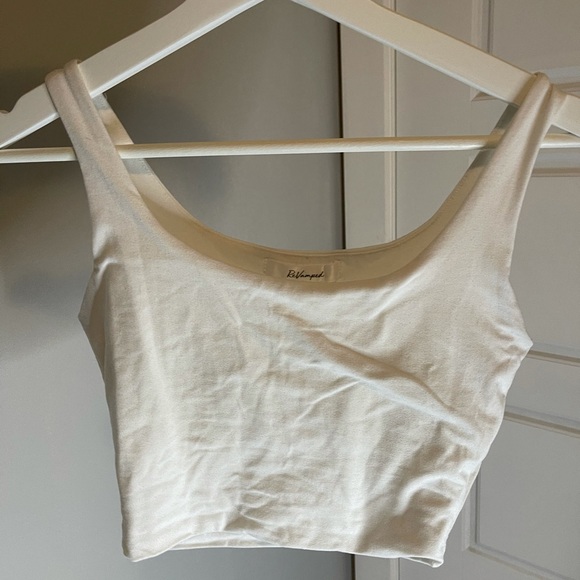 Tops | White Basic Crop Tank | Poshmark
